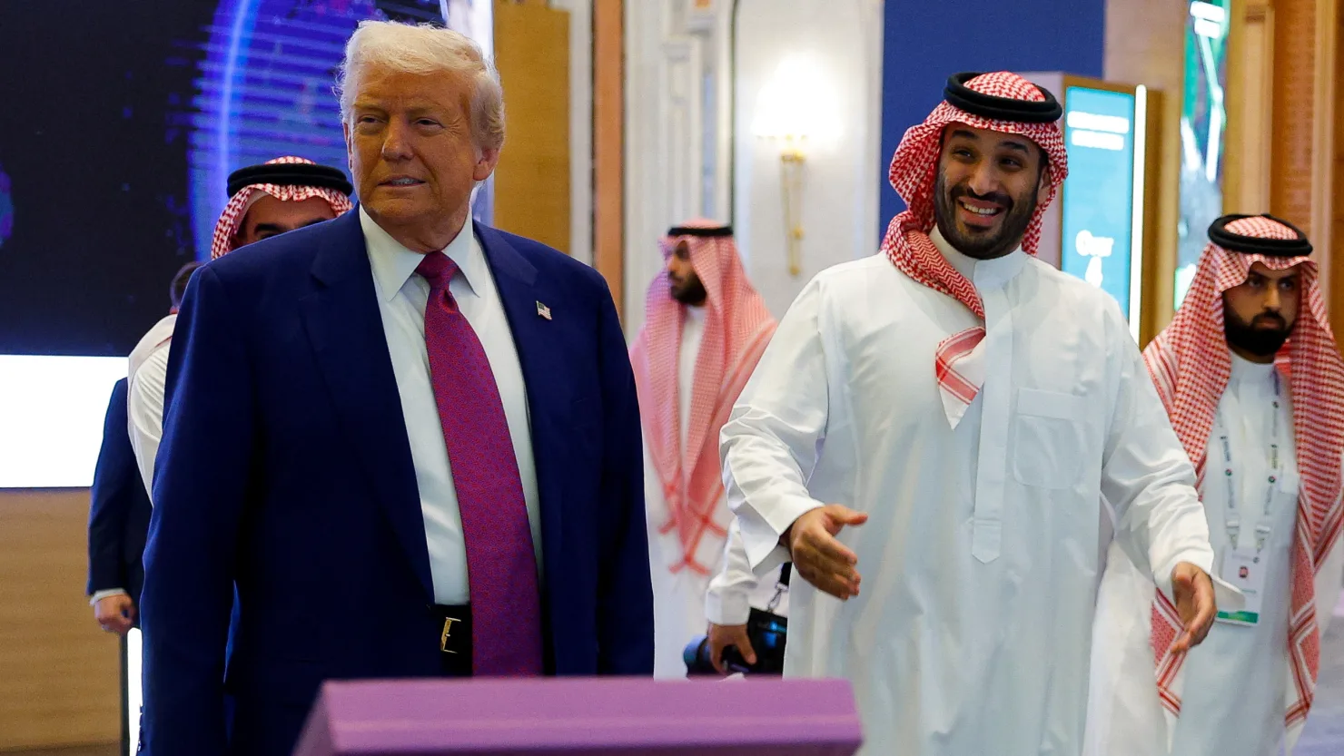 ‘I like you too much’: Trump and MbS bask in their friendship – Ya Libnan